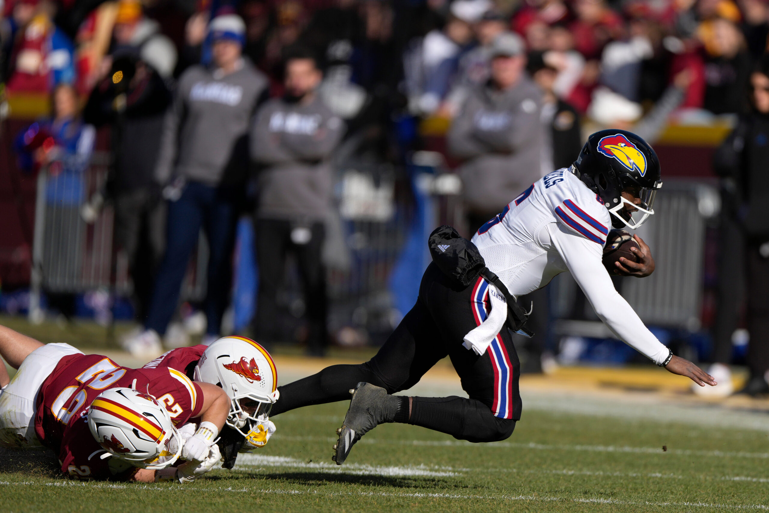 Jayhawks come up empty in 38-14 loss at Iowa State | News, Sports, Jobs ...